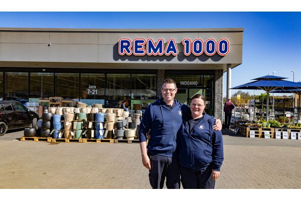 Louise og Dennis efter et år med Rema i Give: Det har været et helt ...